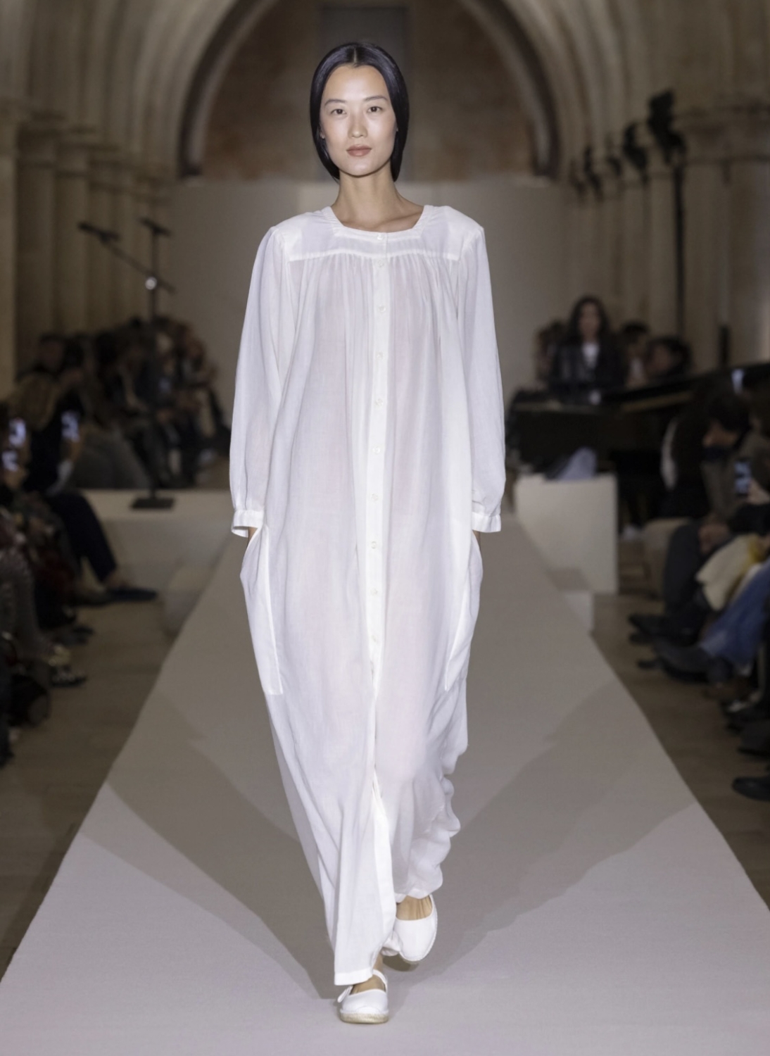 AGNES B. | La Mode | City Guide Paris - De Saint-Germain des prés au ...