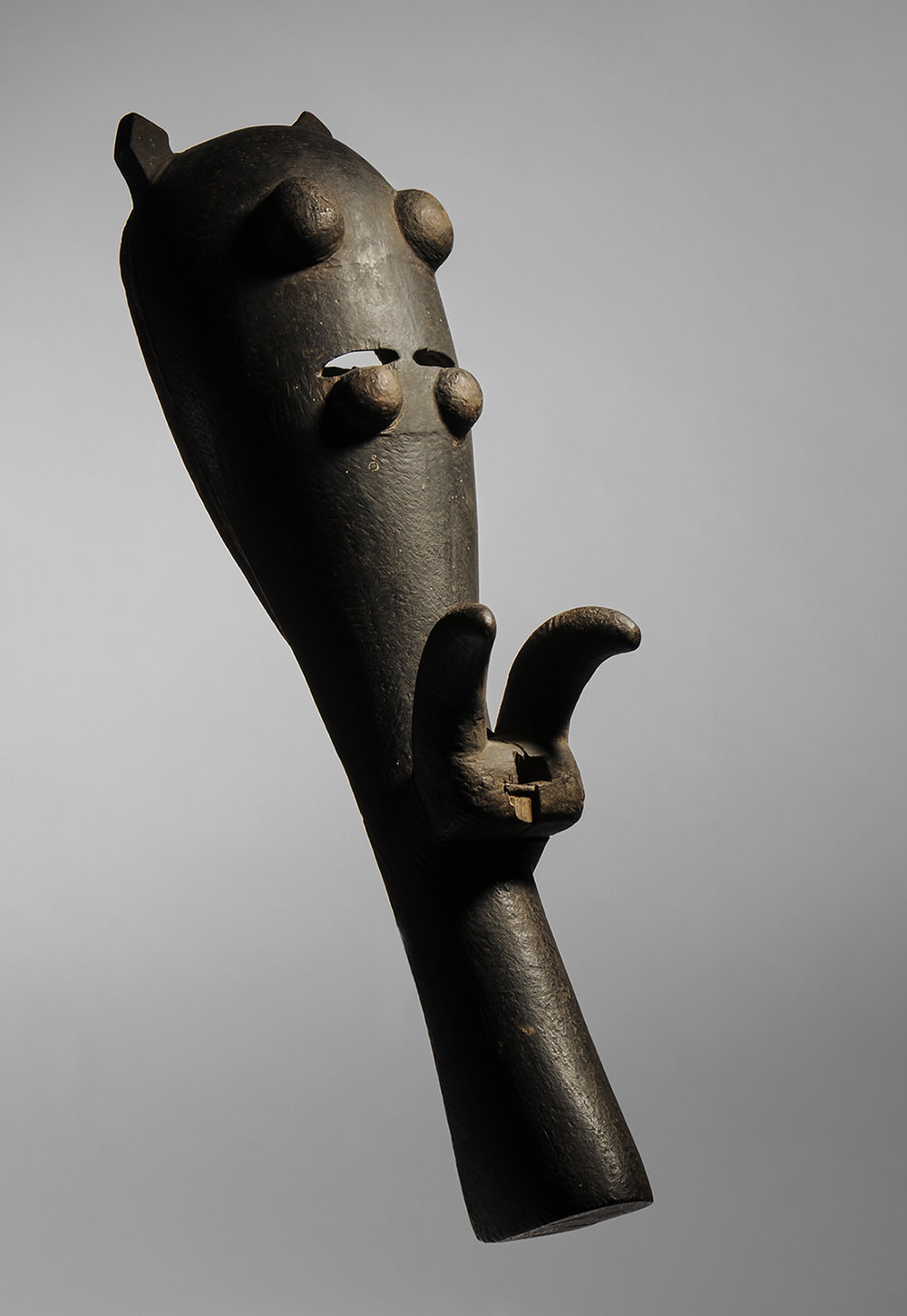 Galerie LUCAS RATTON | Arts déco & design | City Guide Paris - De Saint ...