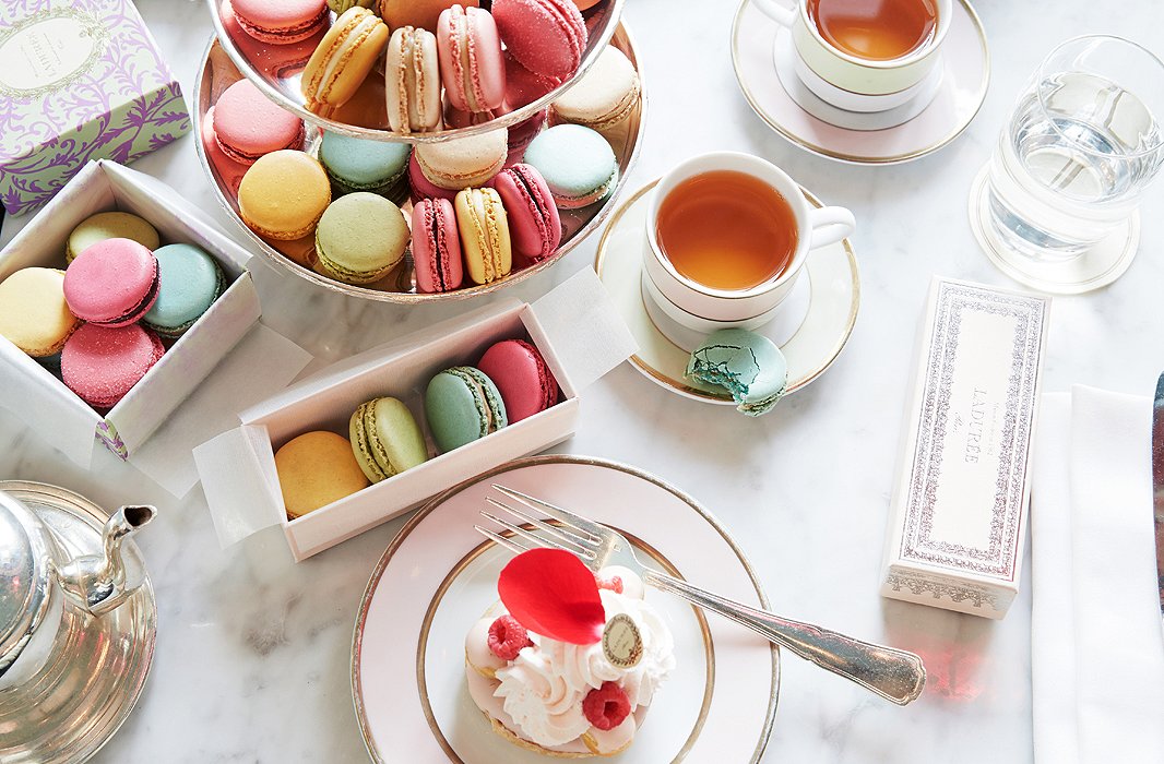 LADUREE | Gourmandises | City Guide Paris - De Saint-Germain des prés ...